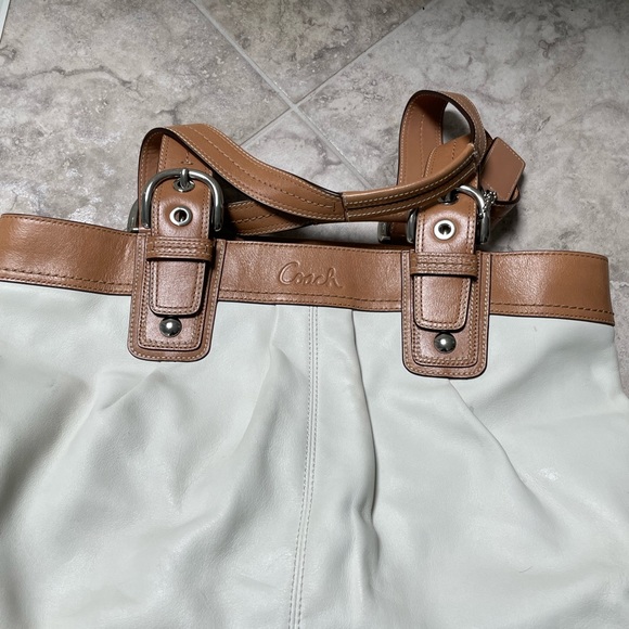 Bags | Coach Leather Bag | Poshmark